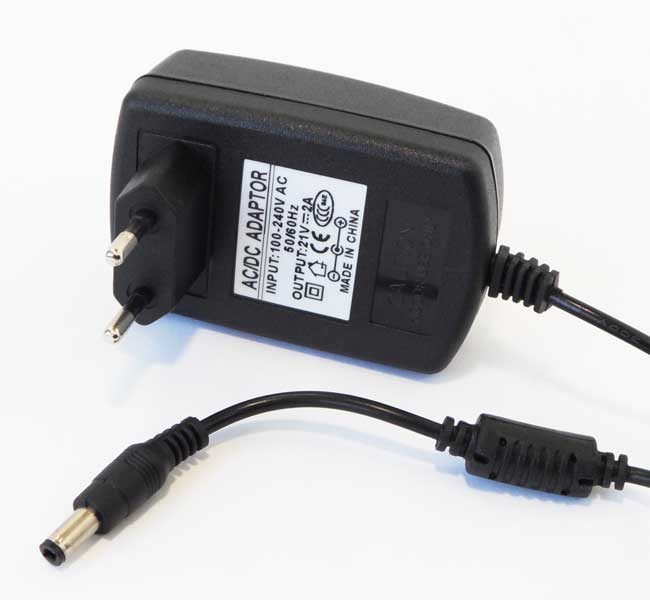 Адаптер 21V/2.0A | Tpetrov.com