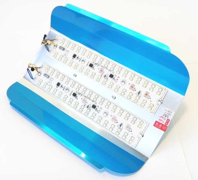 Прожектор BOARD 100W LED 220VAC | Tpetrov.com