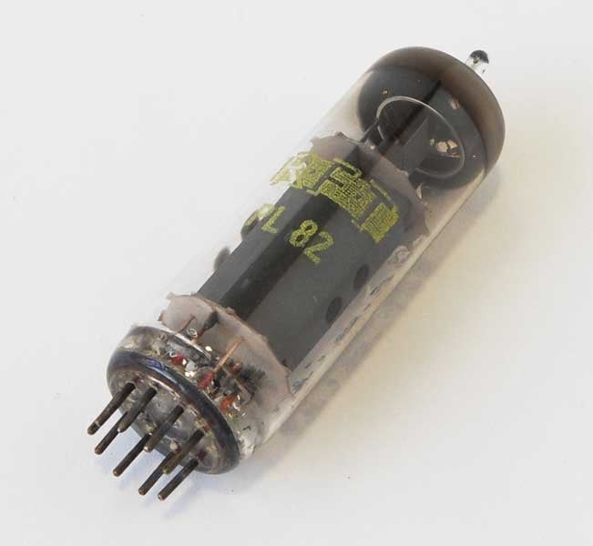 Радиолампа PL82 | Tpetrov.com